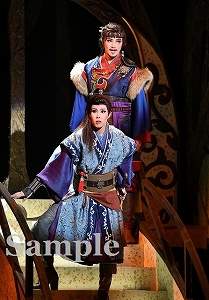 碧海・天飛 舞台写真/星組新人公演『眩耀(げんよう)の谷 碧海・天飛 舞台写真/星組新人公演『眩耀(げんよう)の谷
